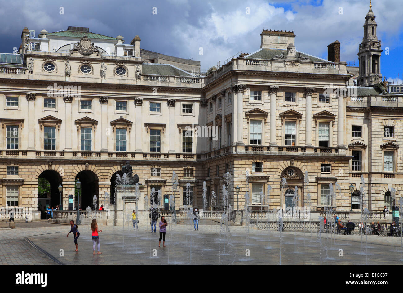 UK, England, London, Somerset House, courtyard, fountain, people Stock ...