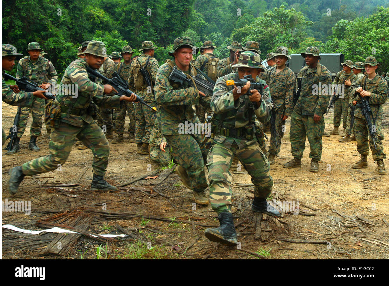 Malaysian army hi-res stock photography and images - Alamy