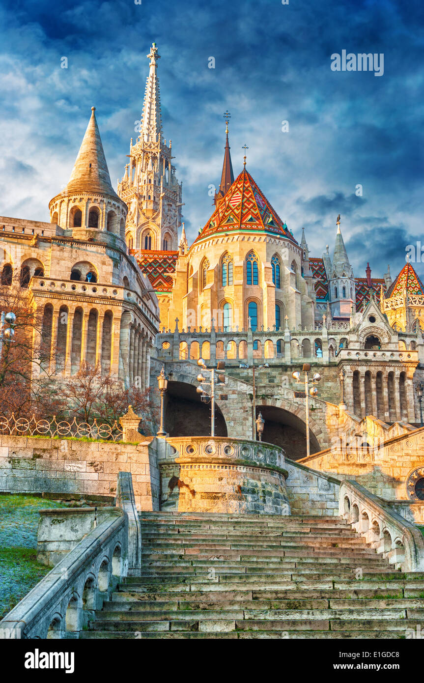 St. Matthias Church and Fishermans bastion in Budapest, Hungary Stock ...