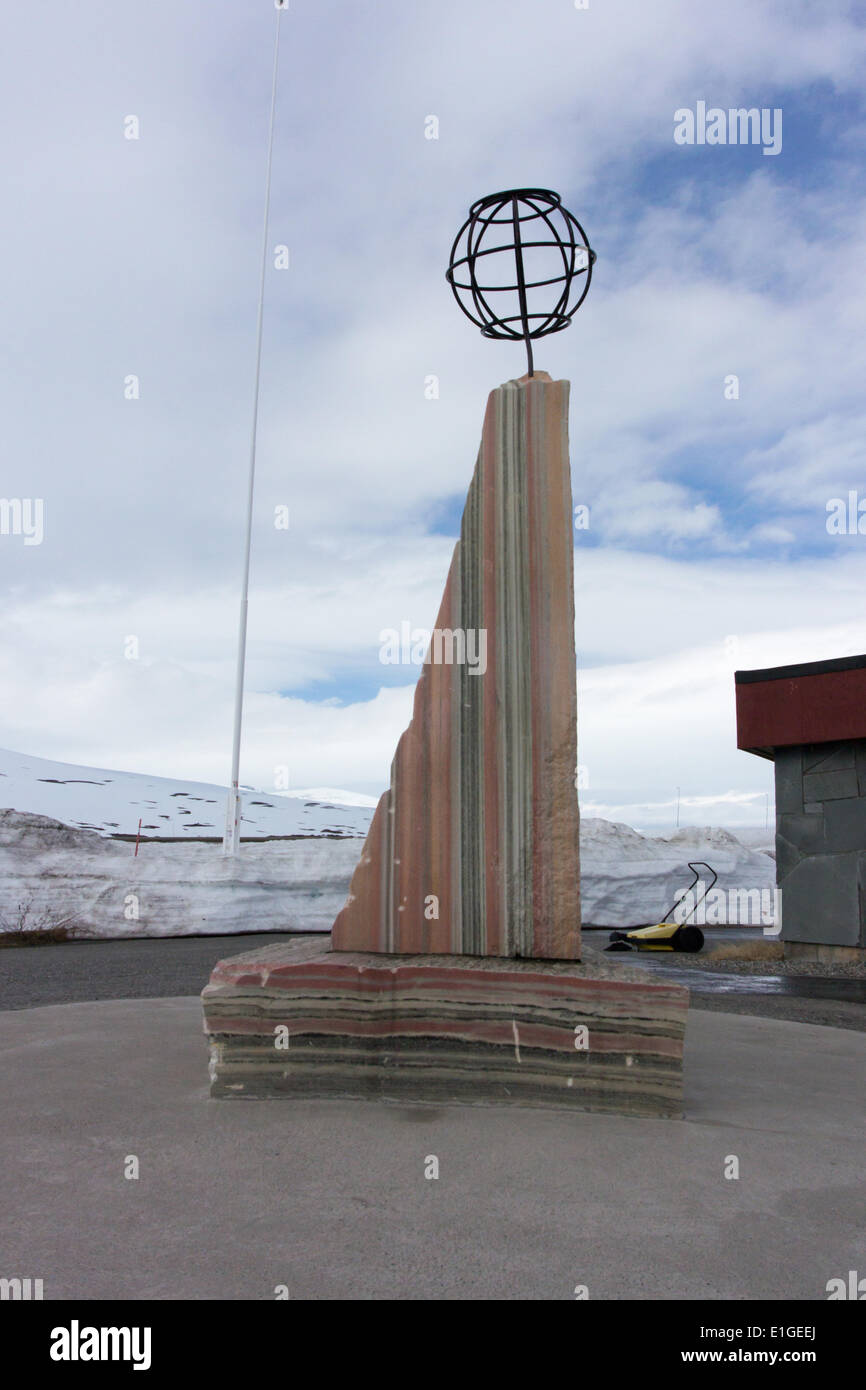 Arctic Circle Monument Stock Photo - Alamy