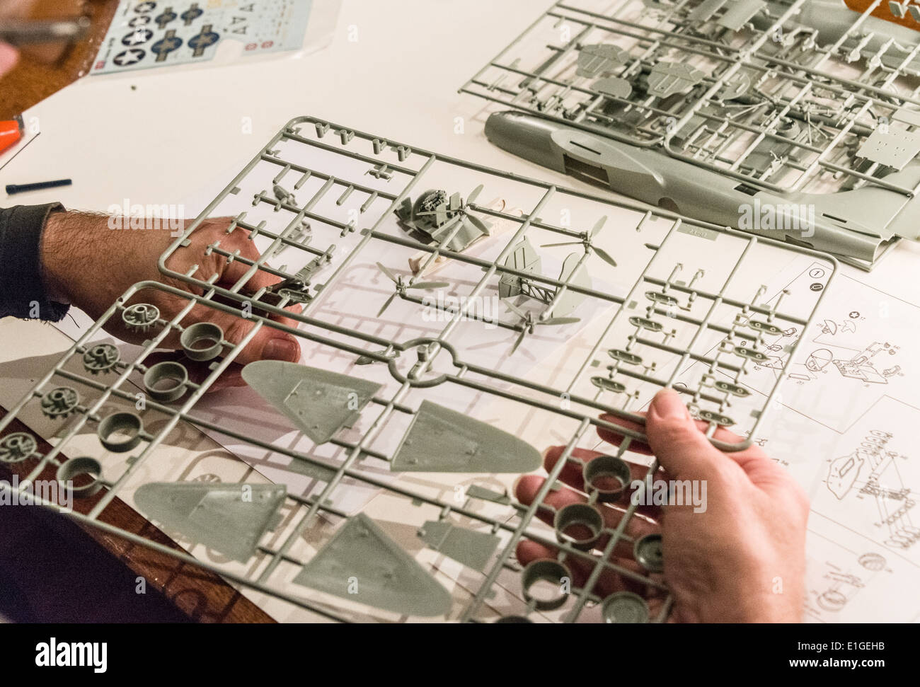 Unpainted assembled the most popular types of aircraft to model hi-res ...