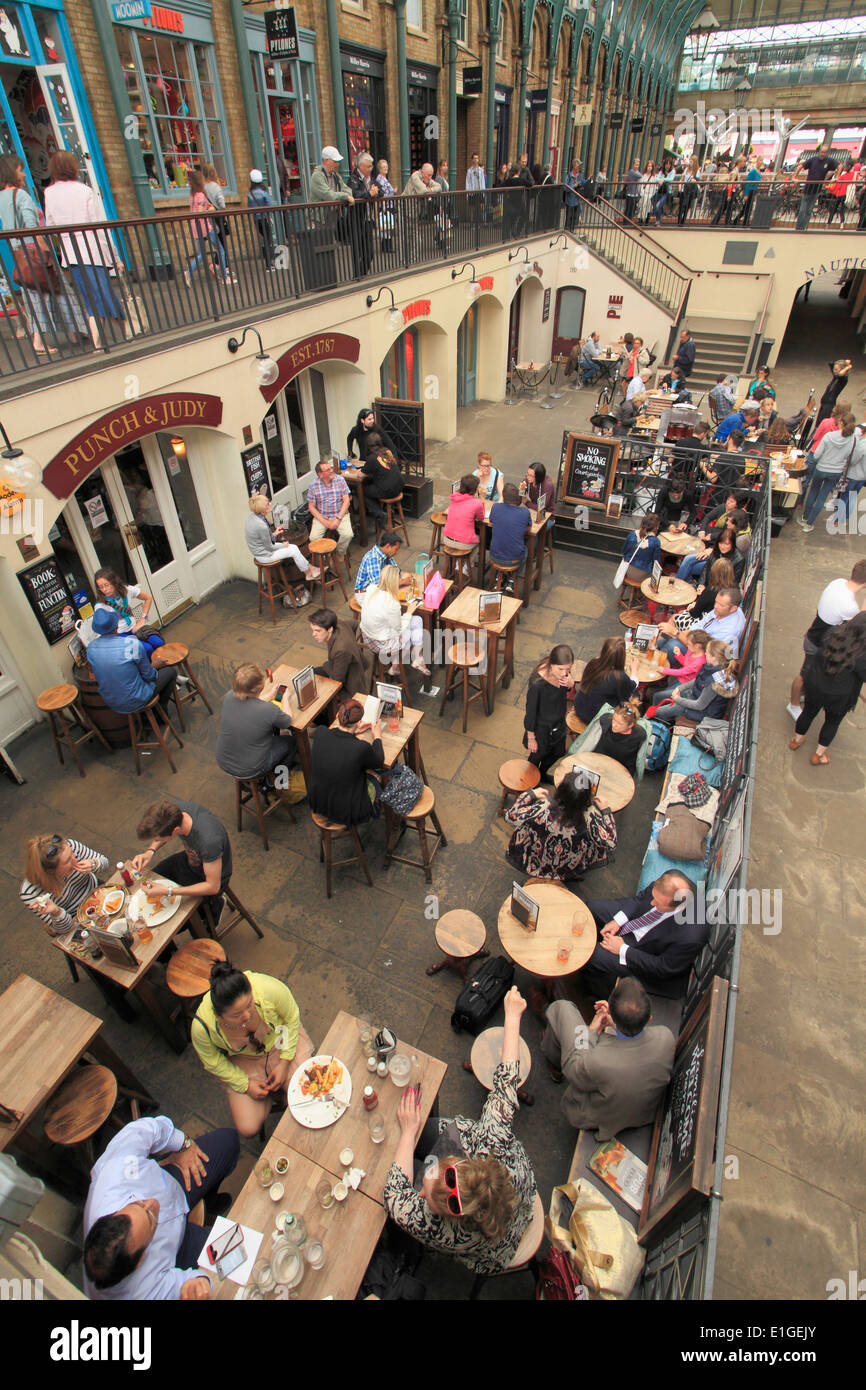 UK, England, London, Covent Garden Market, people, crowd, restaurant ...