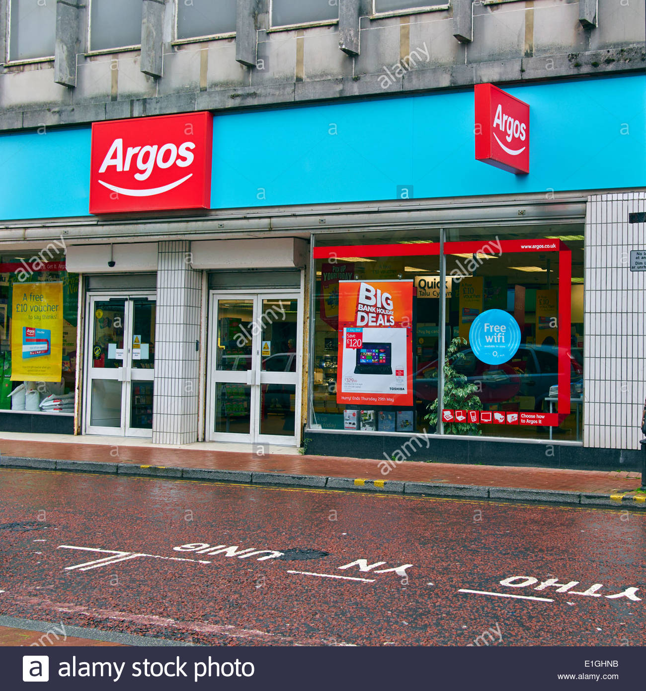 Argos Retailer High Resolution Stock Photography and Images - Alamy