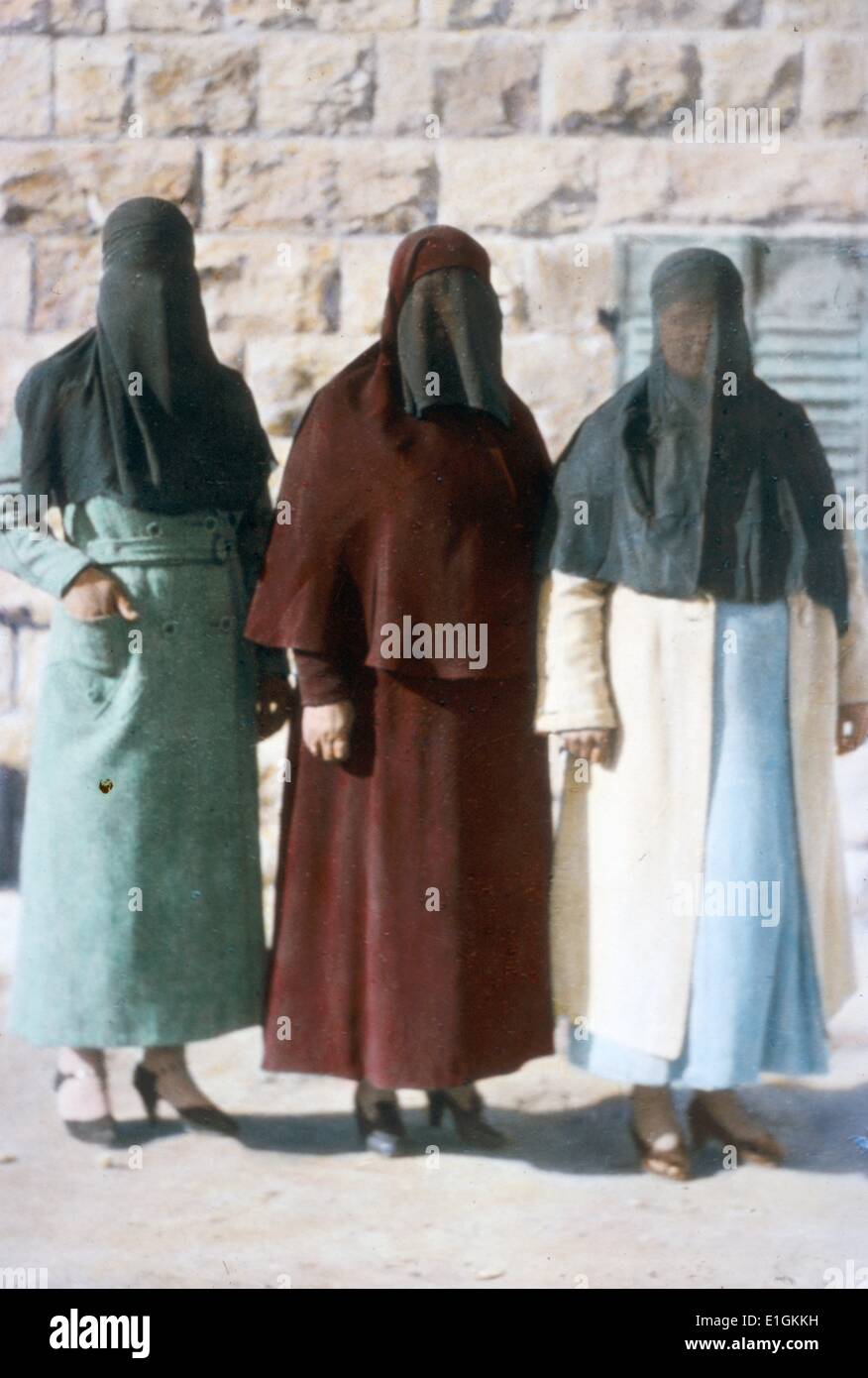 Veiled Moslem women, 1950 in Jerusalem Stock Photo - Alamy