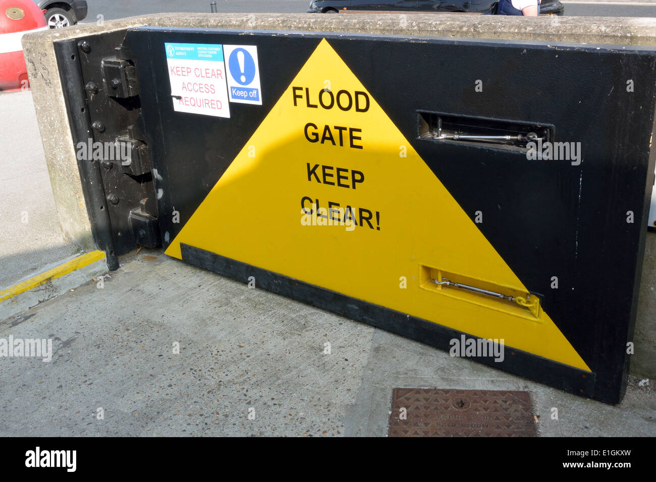 The flood gate hi-res stock photography and images - Alamy