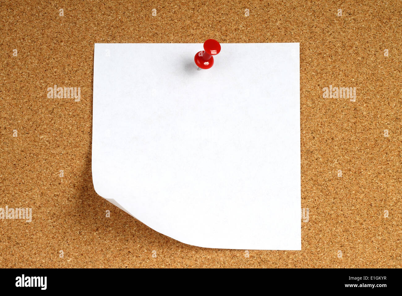 White note with pin on wooden background Stock Photo - Alamy