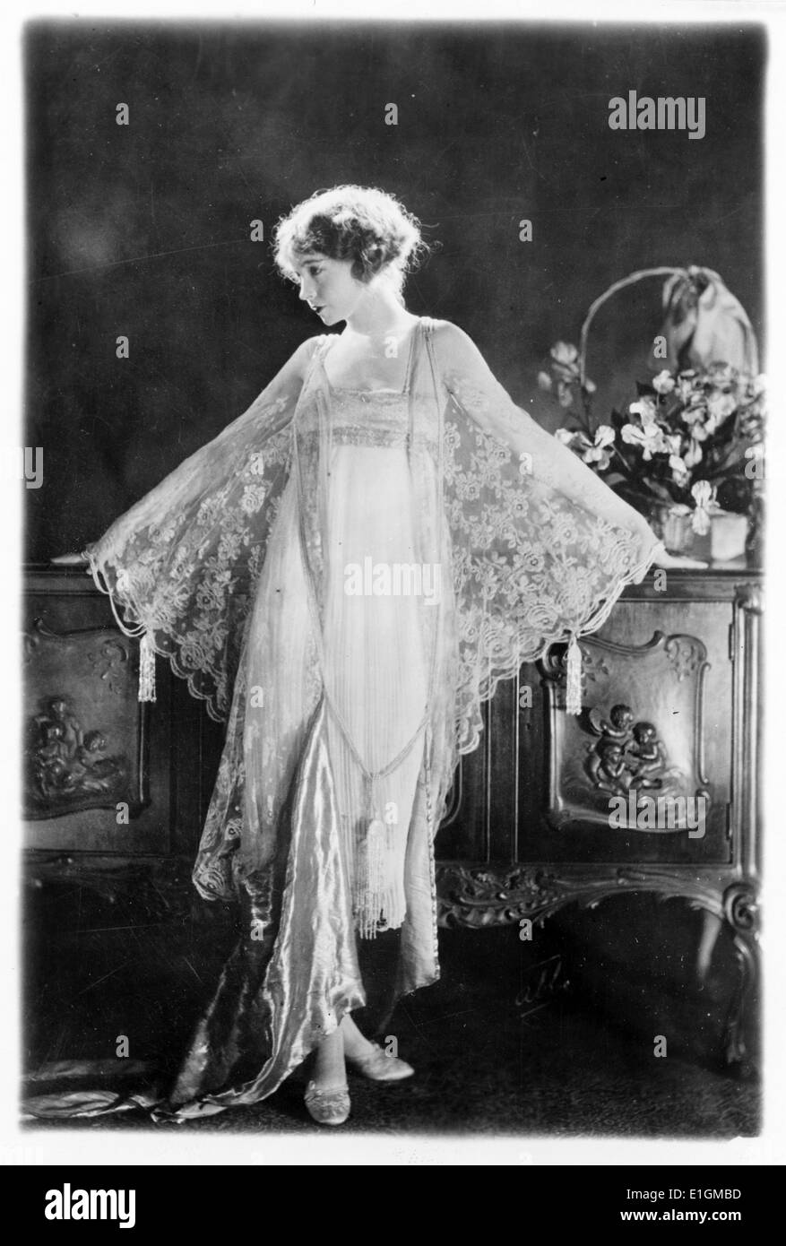 Lillian gish hi-res stock photography and images - Alamy