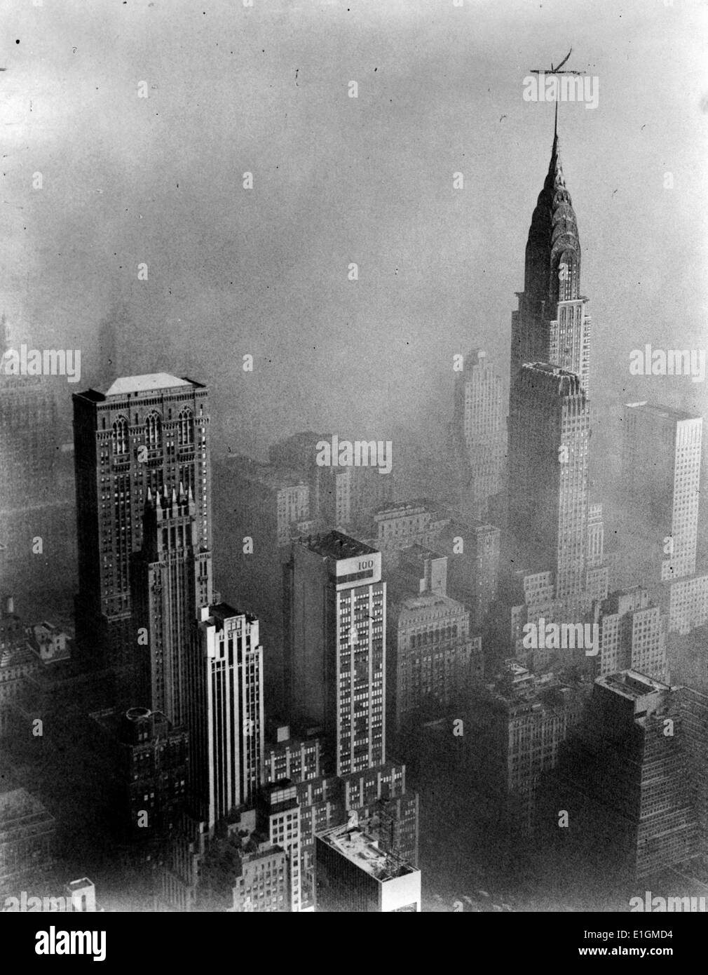 Chrysler building and how to photograph hi-res stock photography and ...