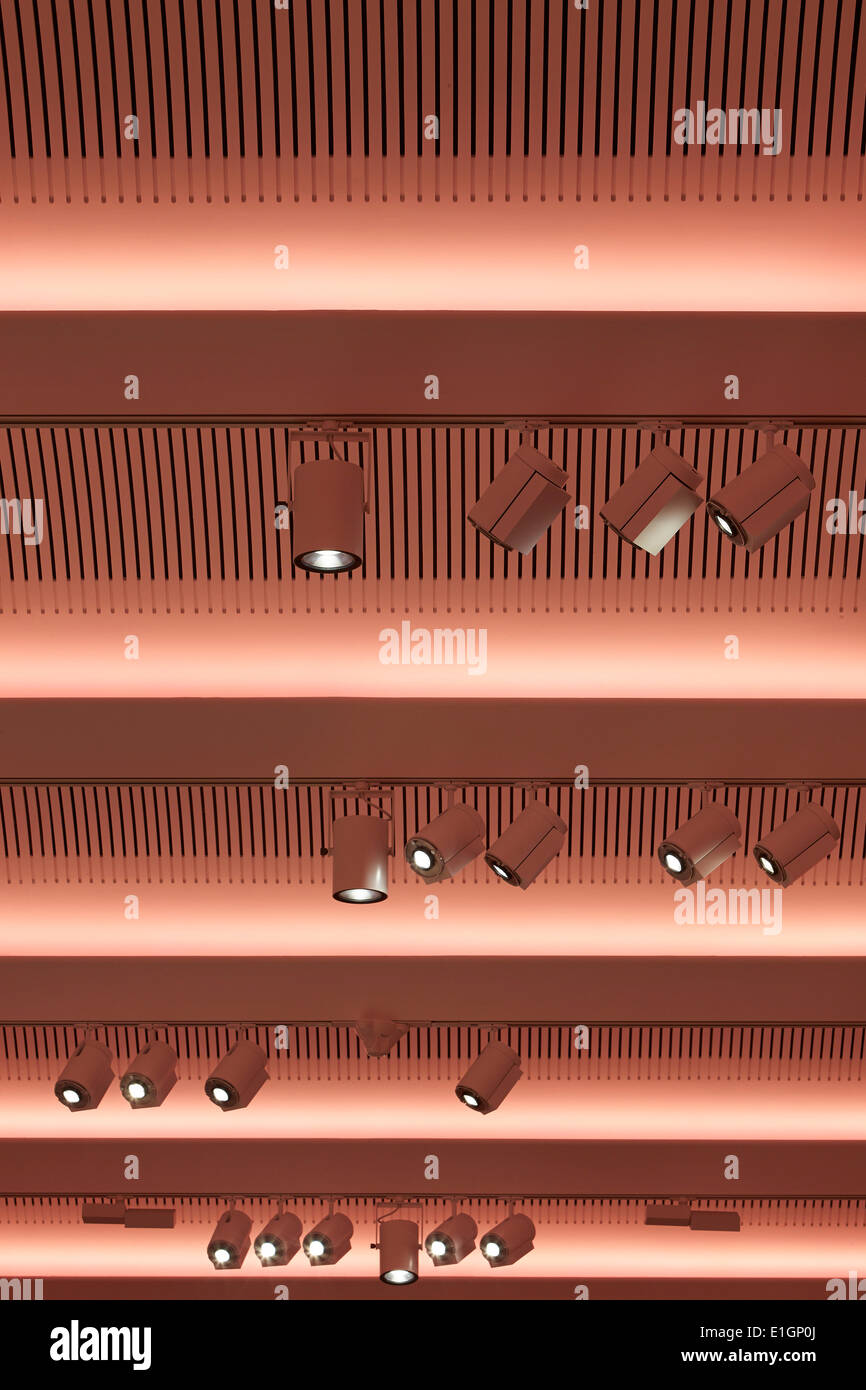 Bonhams london architecture hi-res stock photography and images - Alamy