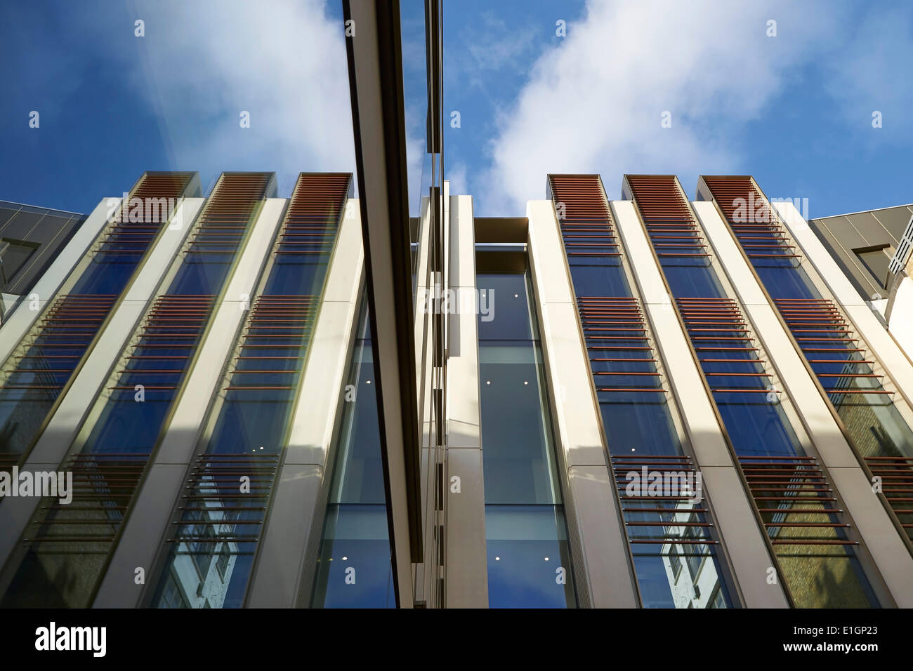 Bonhams london architecture hi-res stock photography and images - Alamy