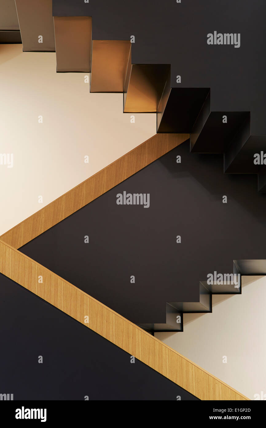 Bonhams london architecture hi-res stock photography and images - Alamy