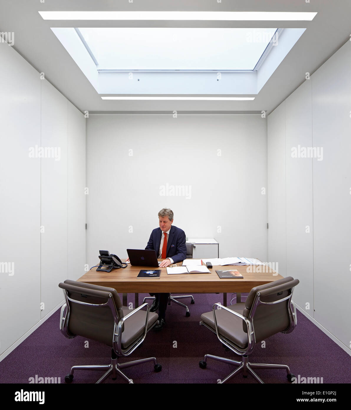 Bonhams london architecture hi-res stock photography and images - Alamy