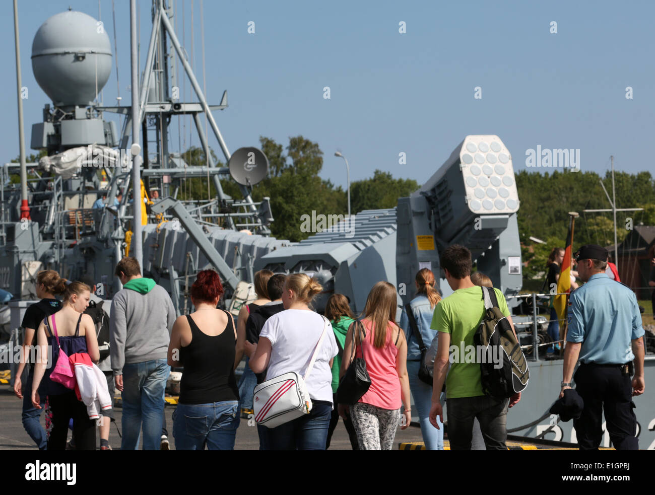 Speedboard hi-res stock photography and images - Alamy