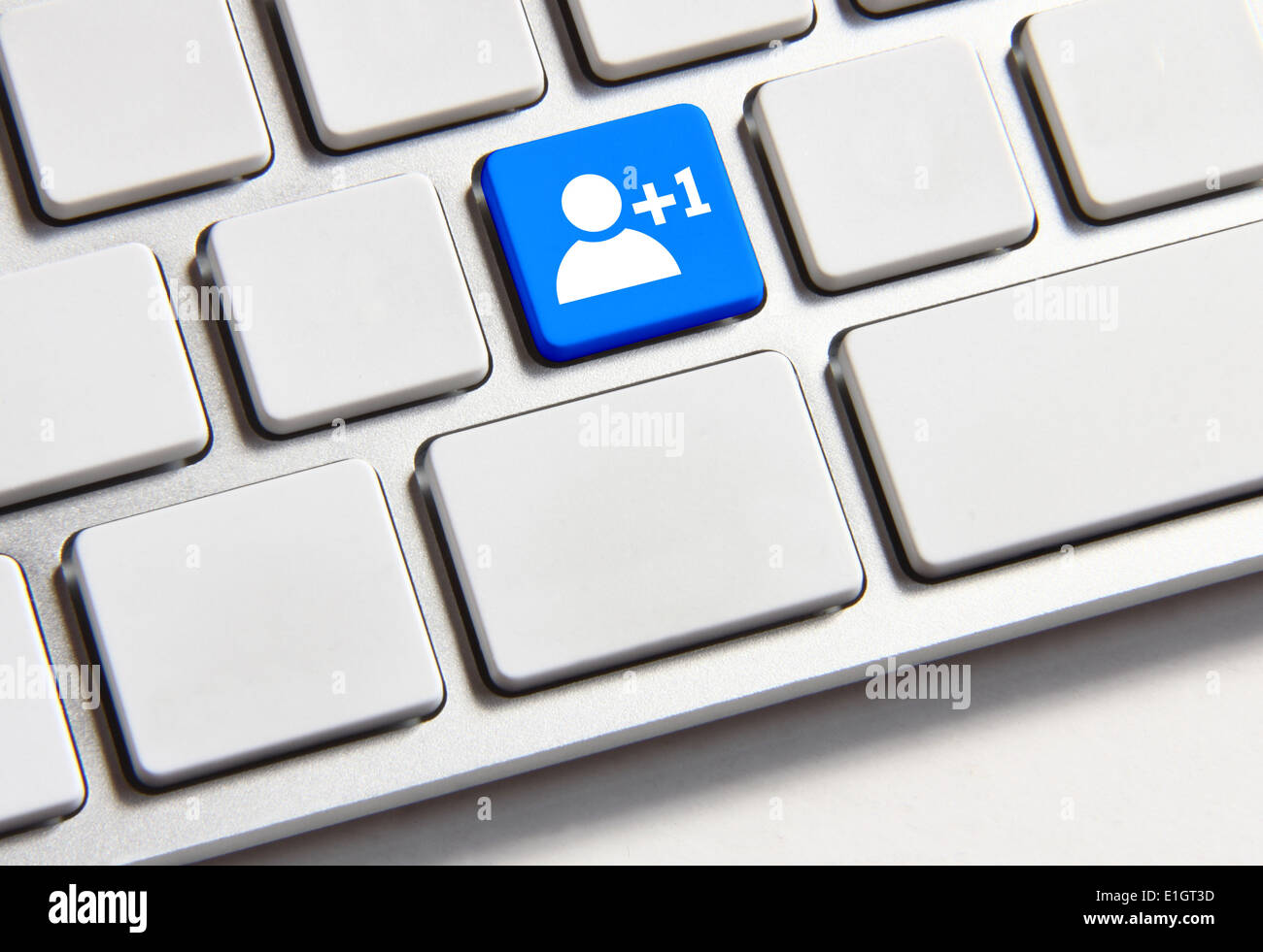 Social Media button on a keyboard showing the friend icon Stock Photo ...