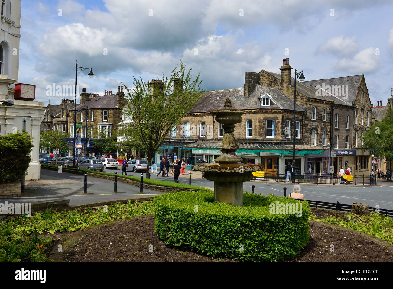 Ilkley Yorkshire High Resolution Stock Photography and Images - Alamy