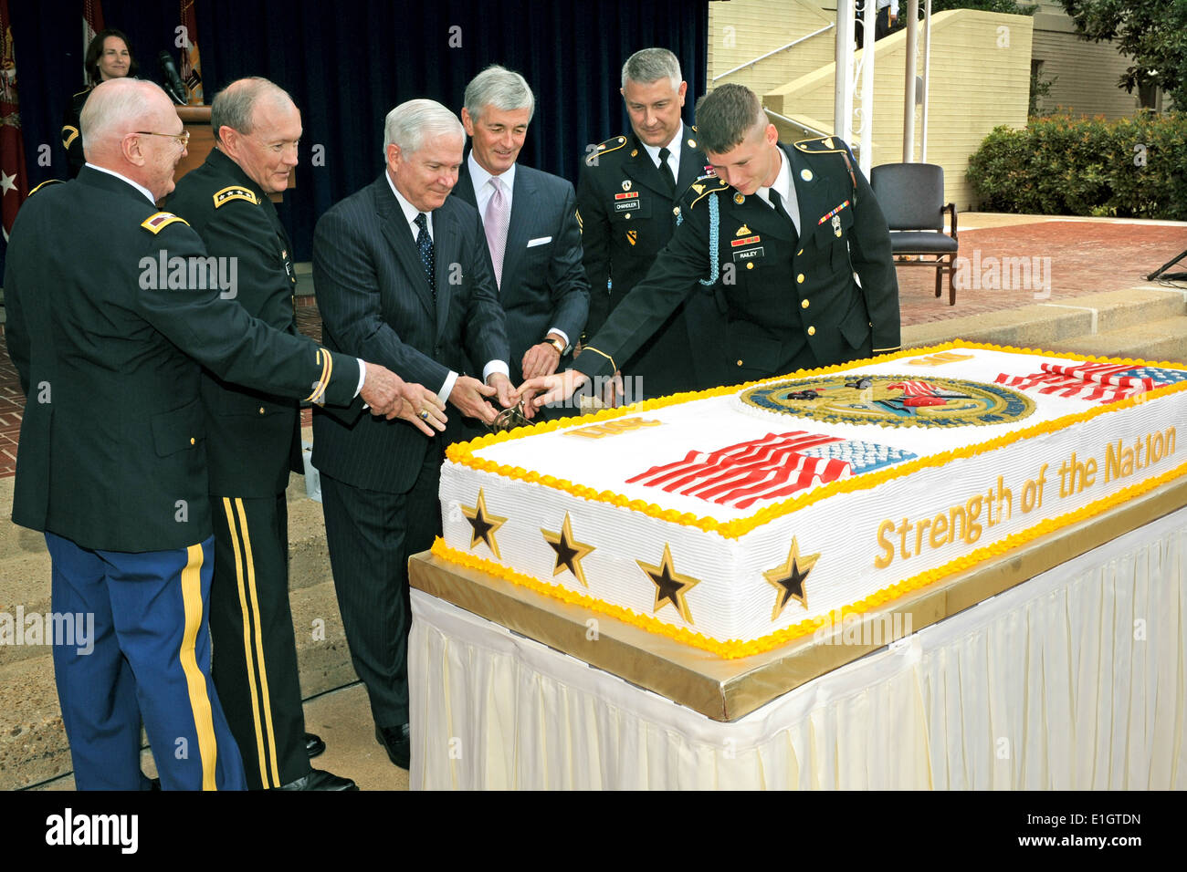 From left, the oldest U.S. Soldier serving at the Military District of ...