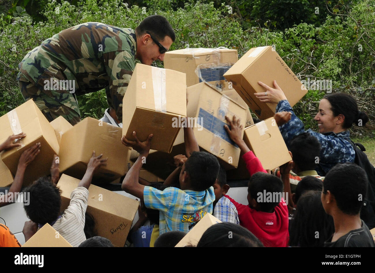 Right u s navy lt cmdr hi-res stock photography and images - Alamy