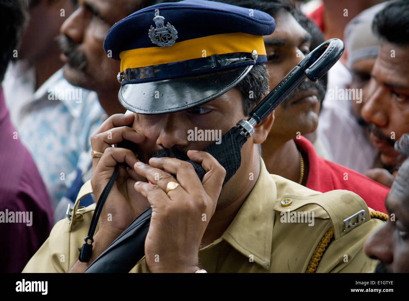 India policeman hi-res stock photography and images - Alamy