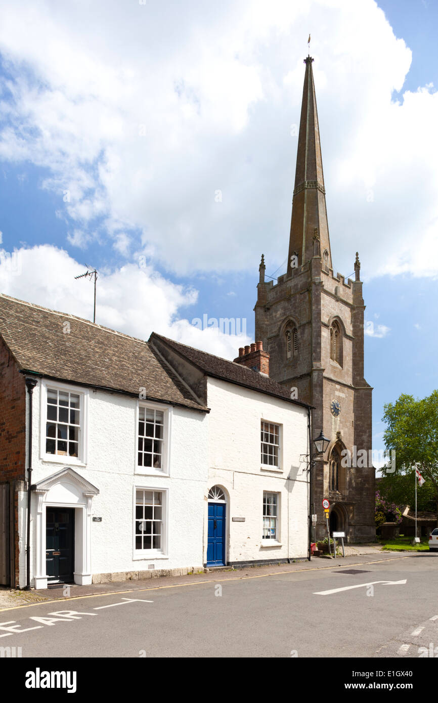 Cottages beside St Lawrence church in Lechlade (or Lechlade on Thames ...