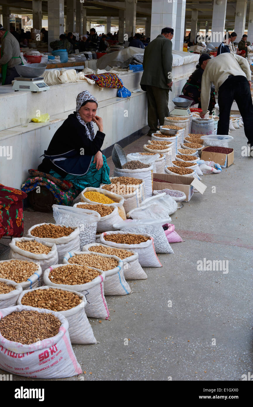 Samarkand market hi-res stock photography and images - Alamy