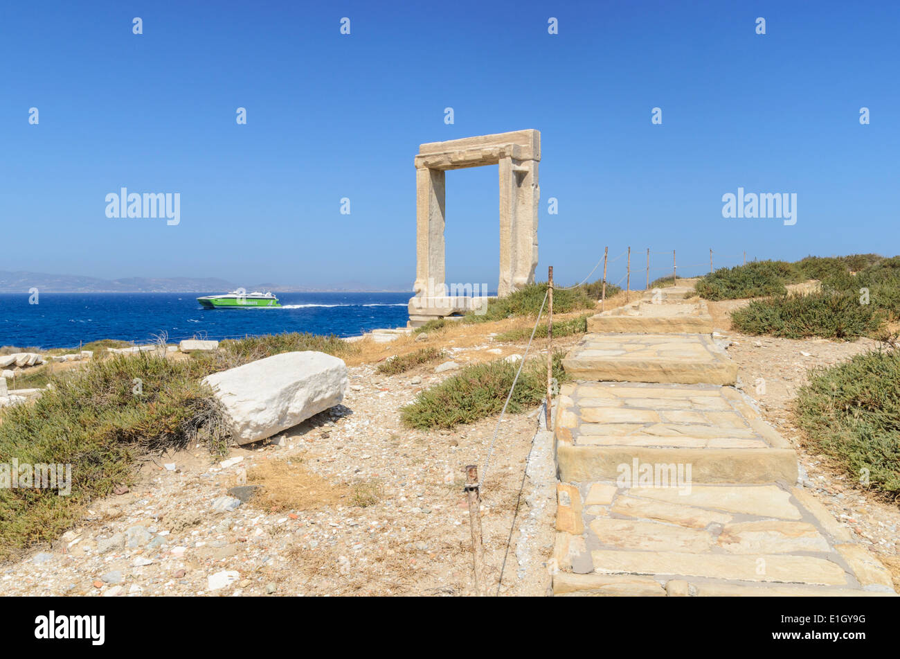 Gate to the temple of apollo hi-res stock photography and images - Alamy