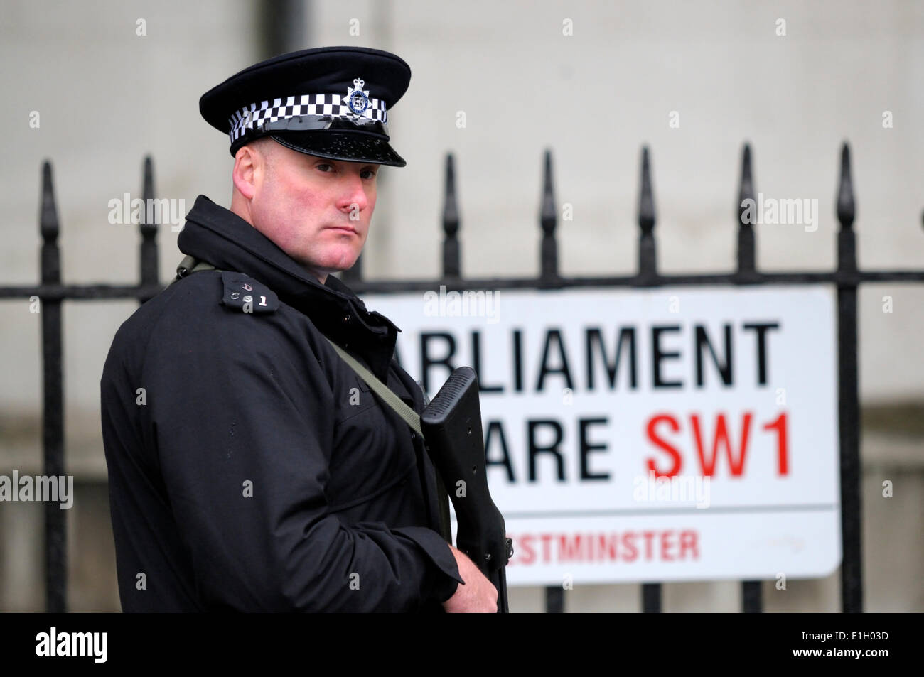 Police westminster parliament hi-res stock photography and images - Alamy