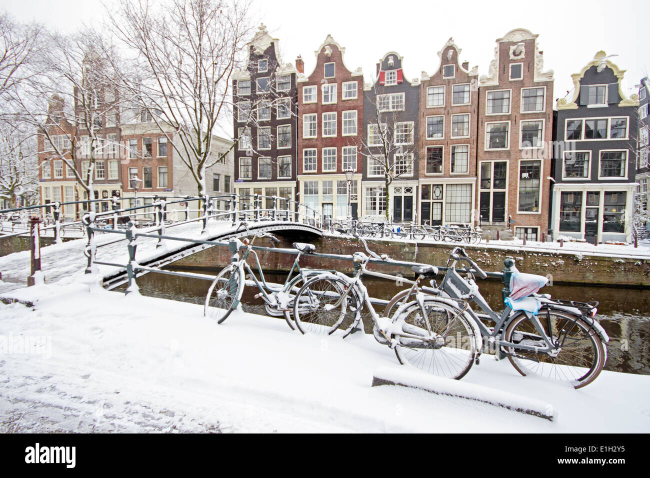 Snowy Amsterdam in the Netherlands Stock Photo - Alamy