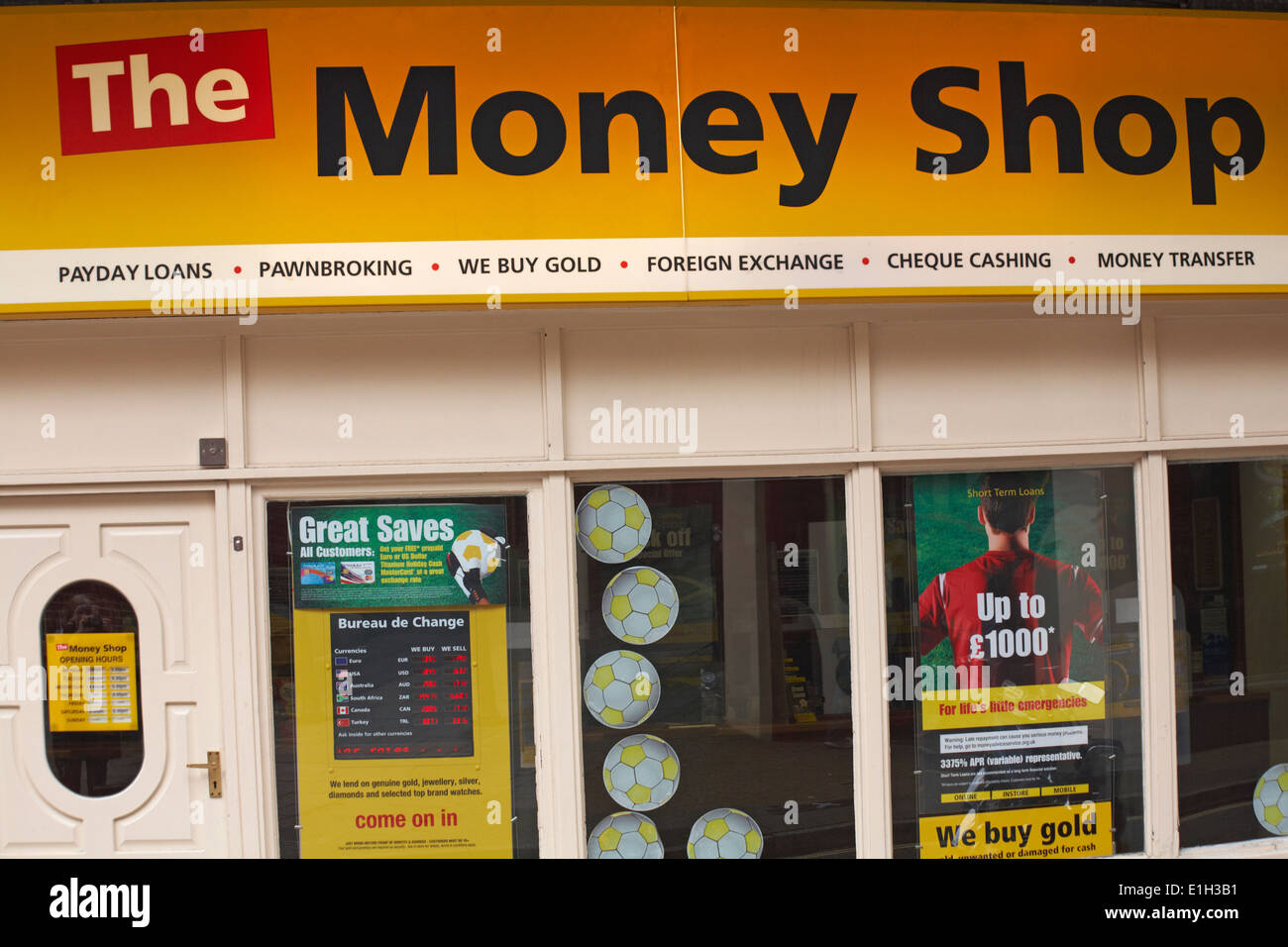 Money transfer shop on hi-res stock photography and images - Alamy