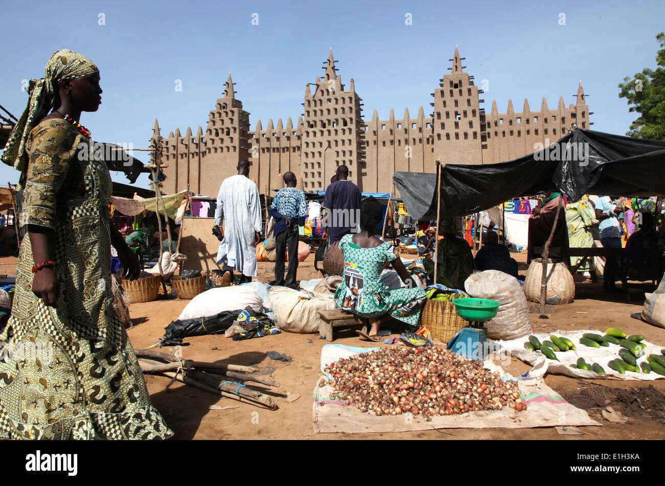 Mosk hi-res stock photography and images - Alamy