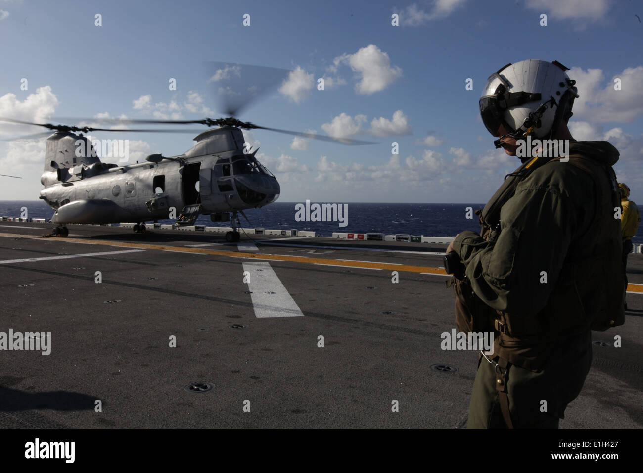 Hmm 268 u s marine corps staff sgt caleb thompson hi-res stock photography and images - Alamy