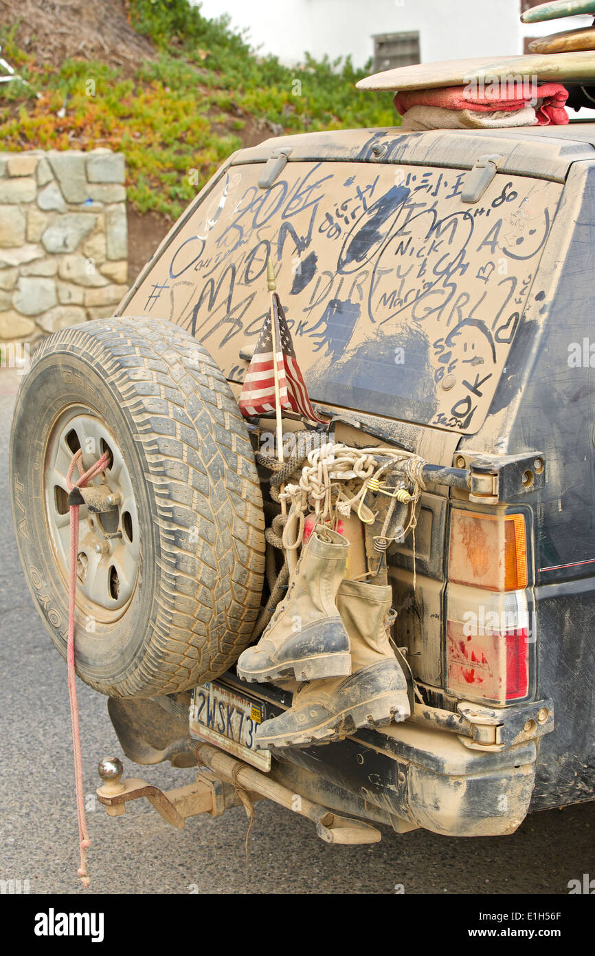 Dust behind pick up truck hi-res stock photography and images - Alamy