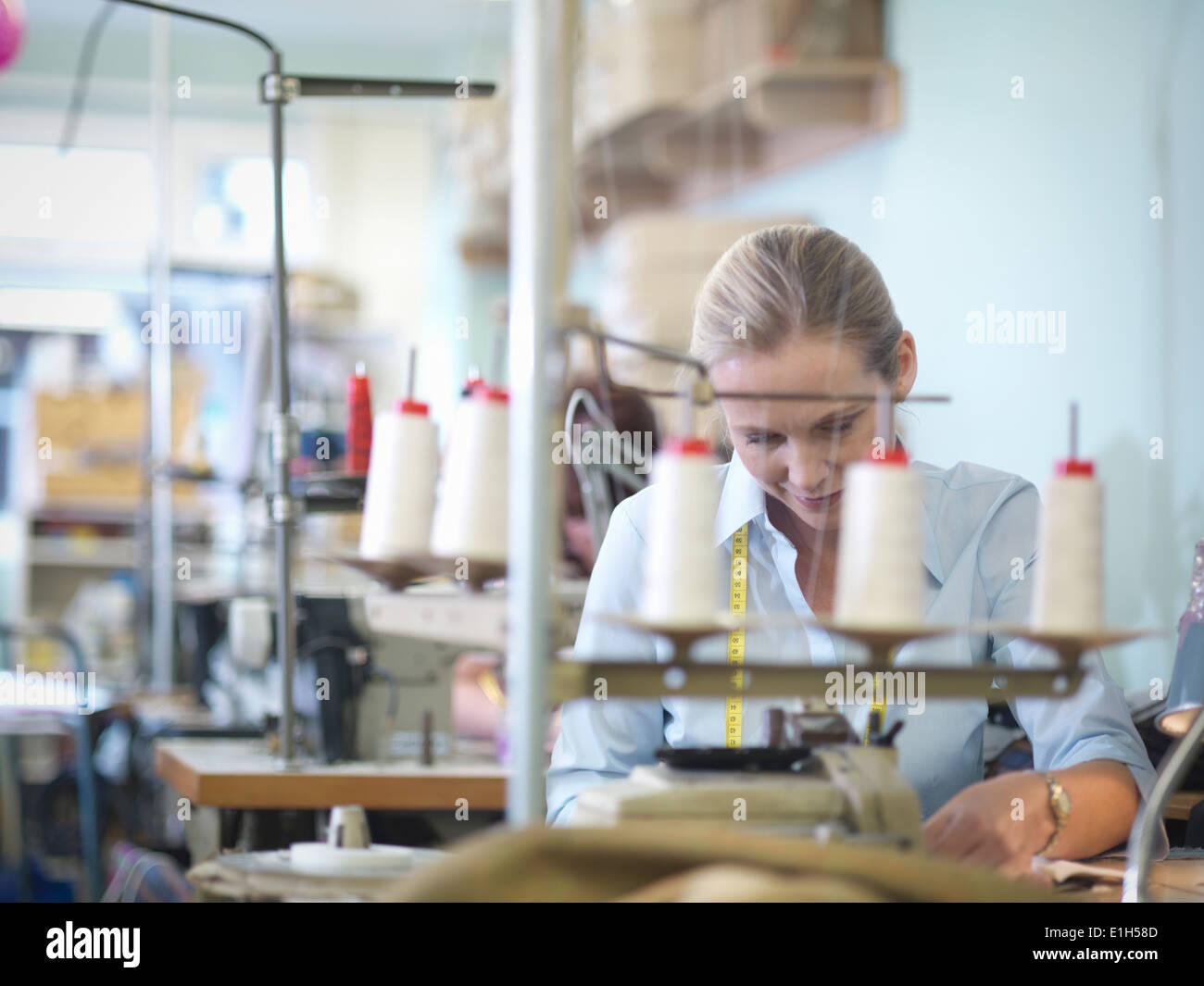 Sewing hi-res stock photography and images - Alamy