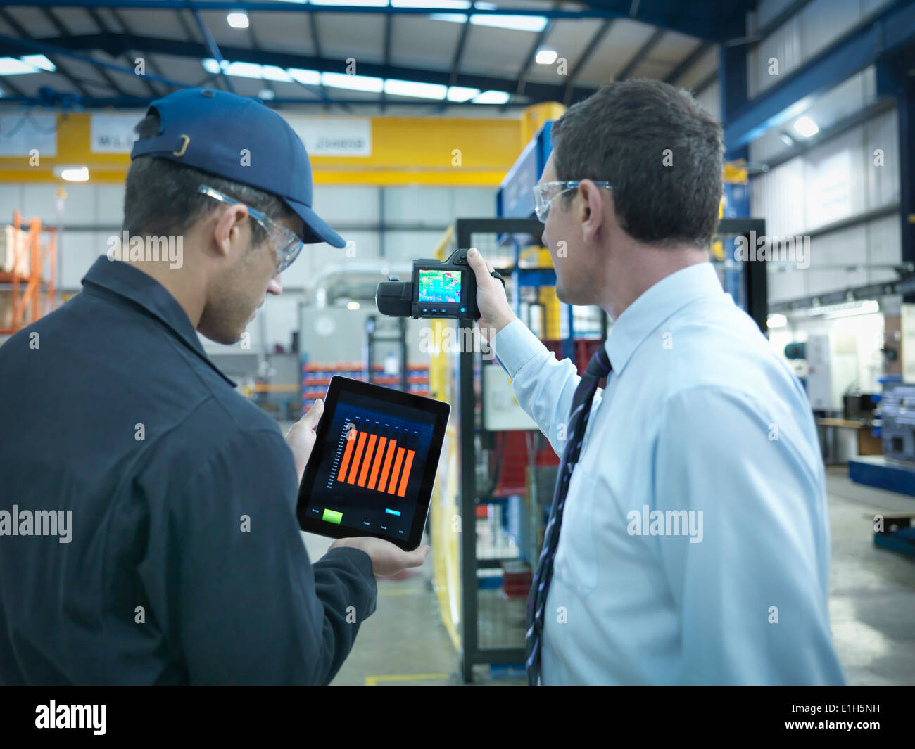 Red camera hi-res stock photography and images - Alamy