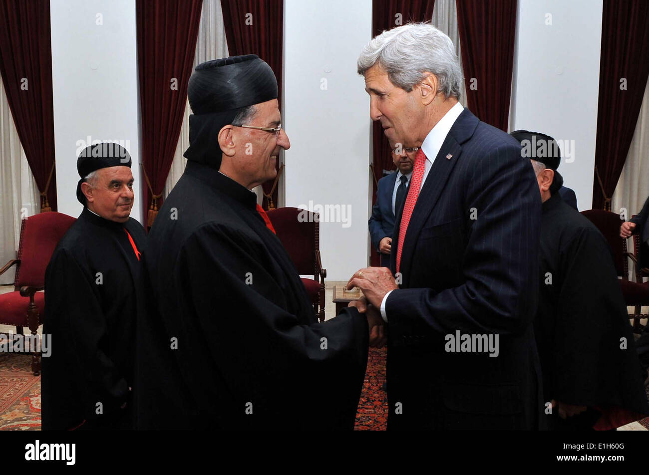 Bilateral cardinal hi-res stock photography and images - Alamy