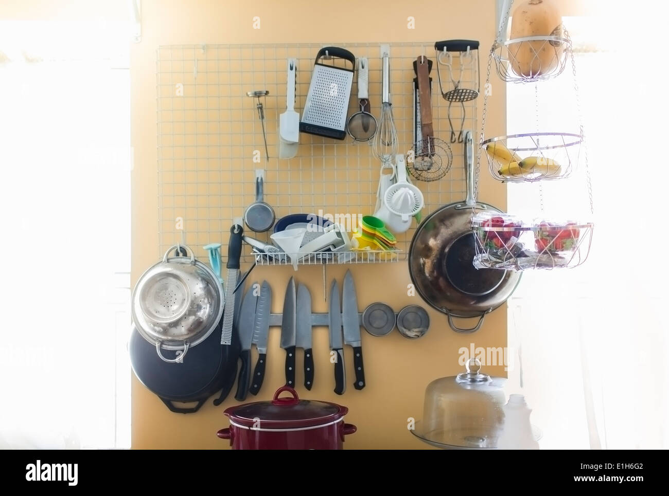 Utensils at kitchen display hi-res stock photography and images - Alamy