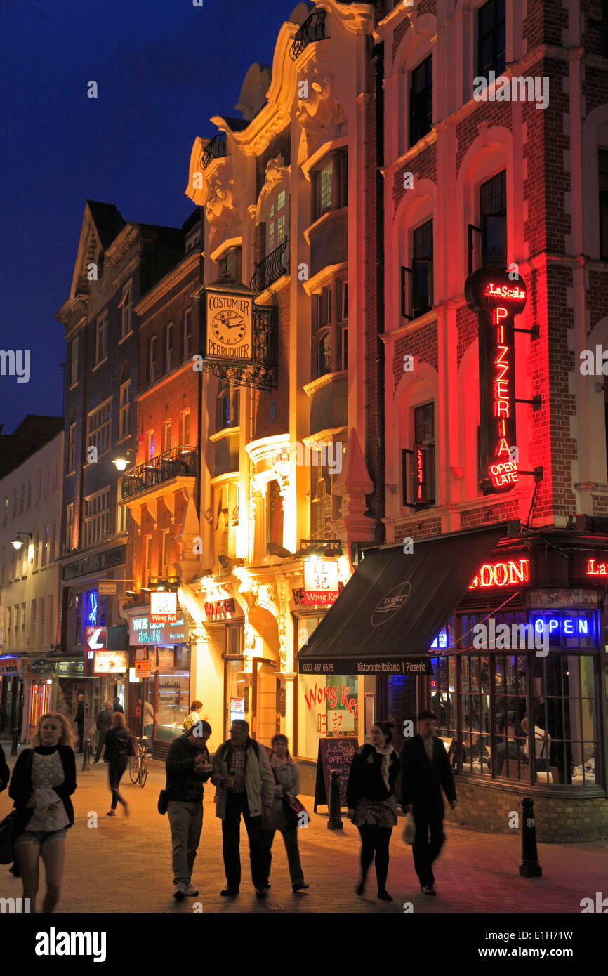 Soho street scene london hi-res stock photography and images - Alamy