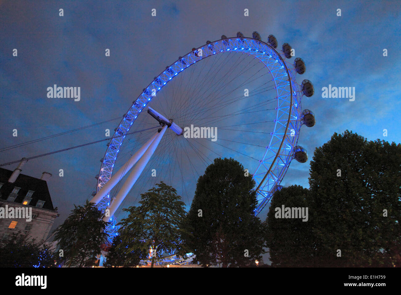 London england uk wheel hi-res stock photography and images - Alamy