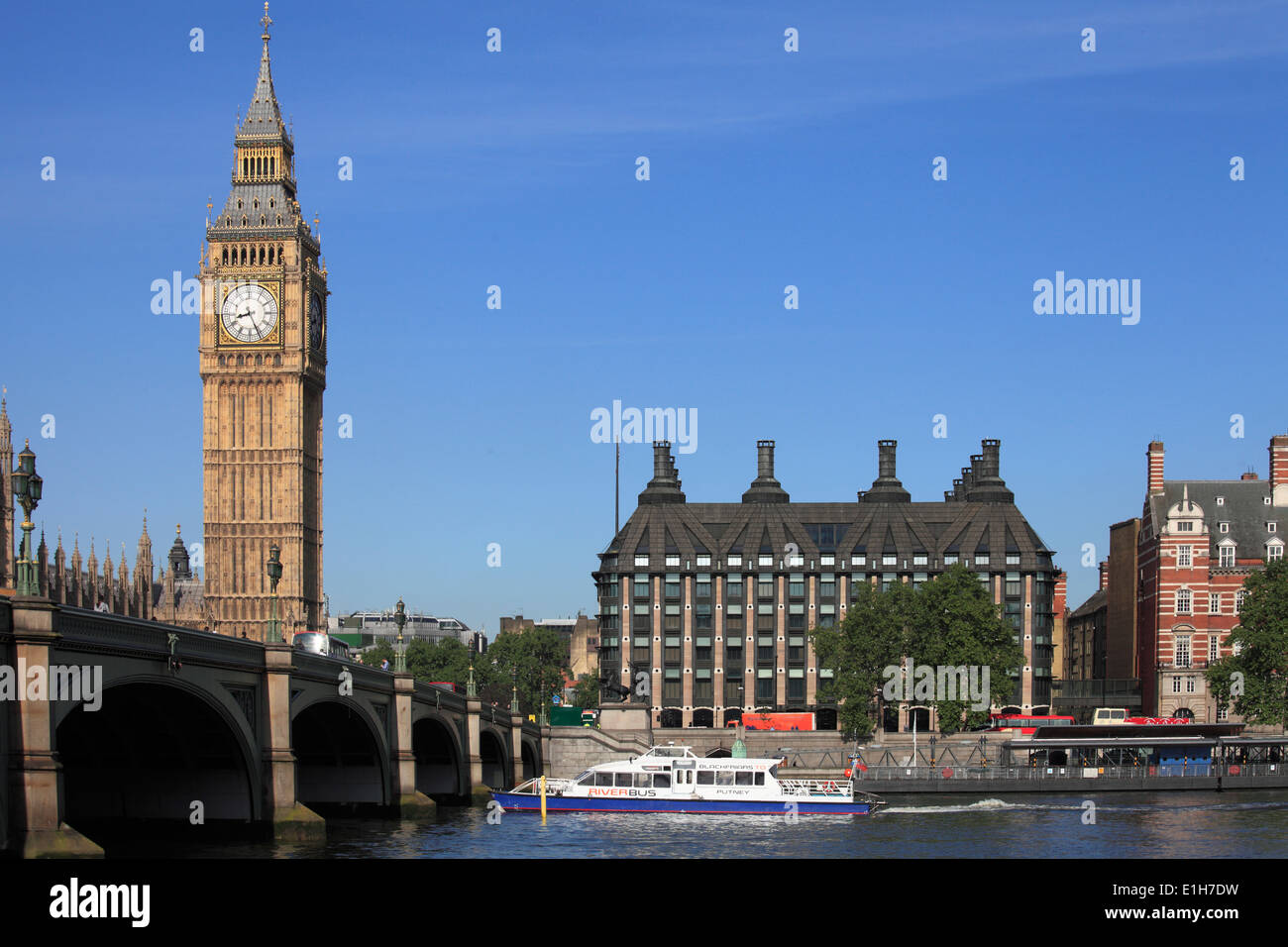 Westminster pier hi-res stock photography and images - Alamy