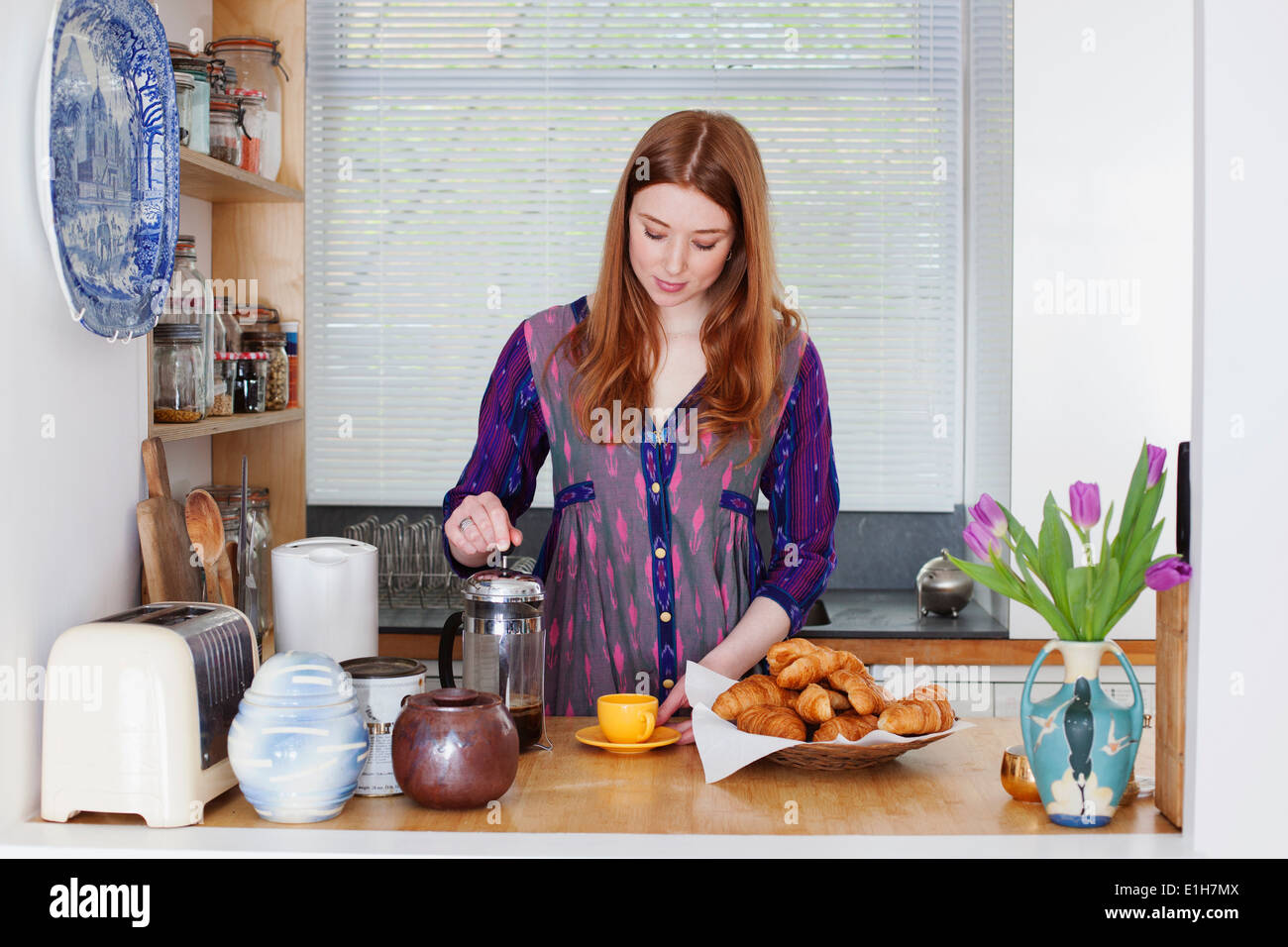 Only wome hi-res stock photography and images - Alamy