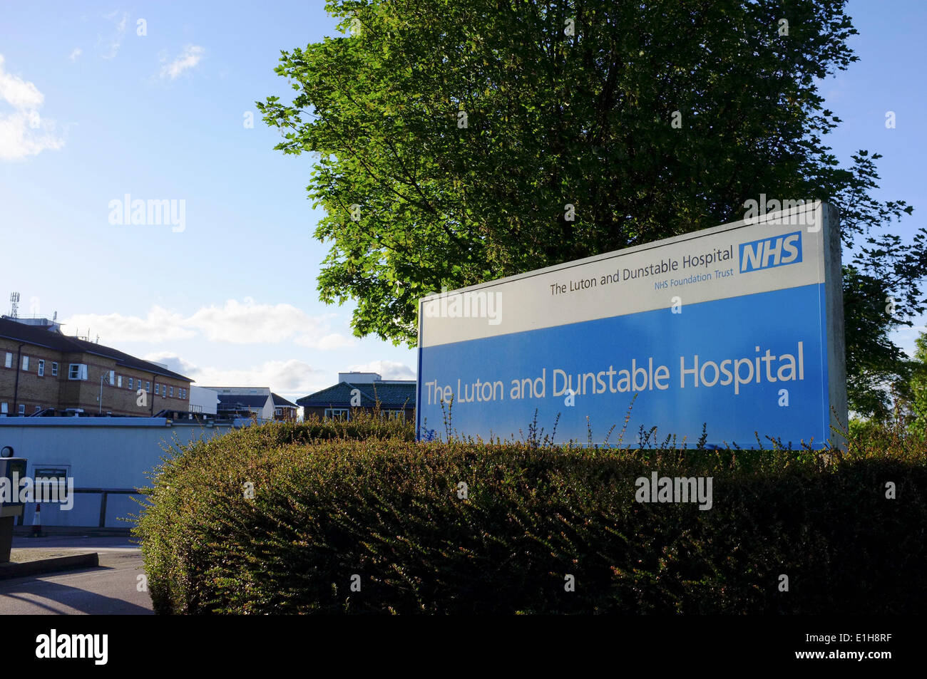 Luton and dunstable hospital hi-res stock photography and images - Alamy