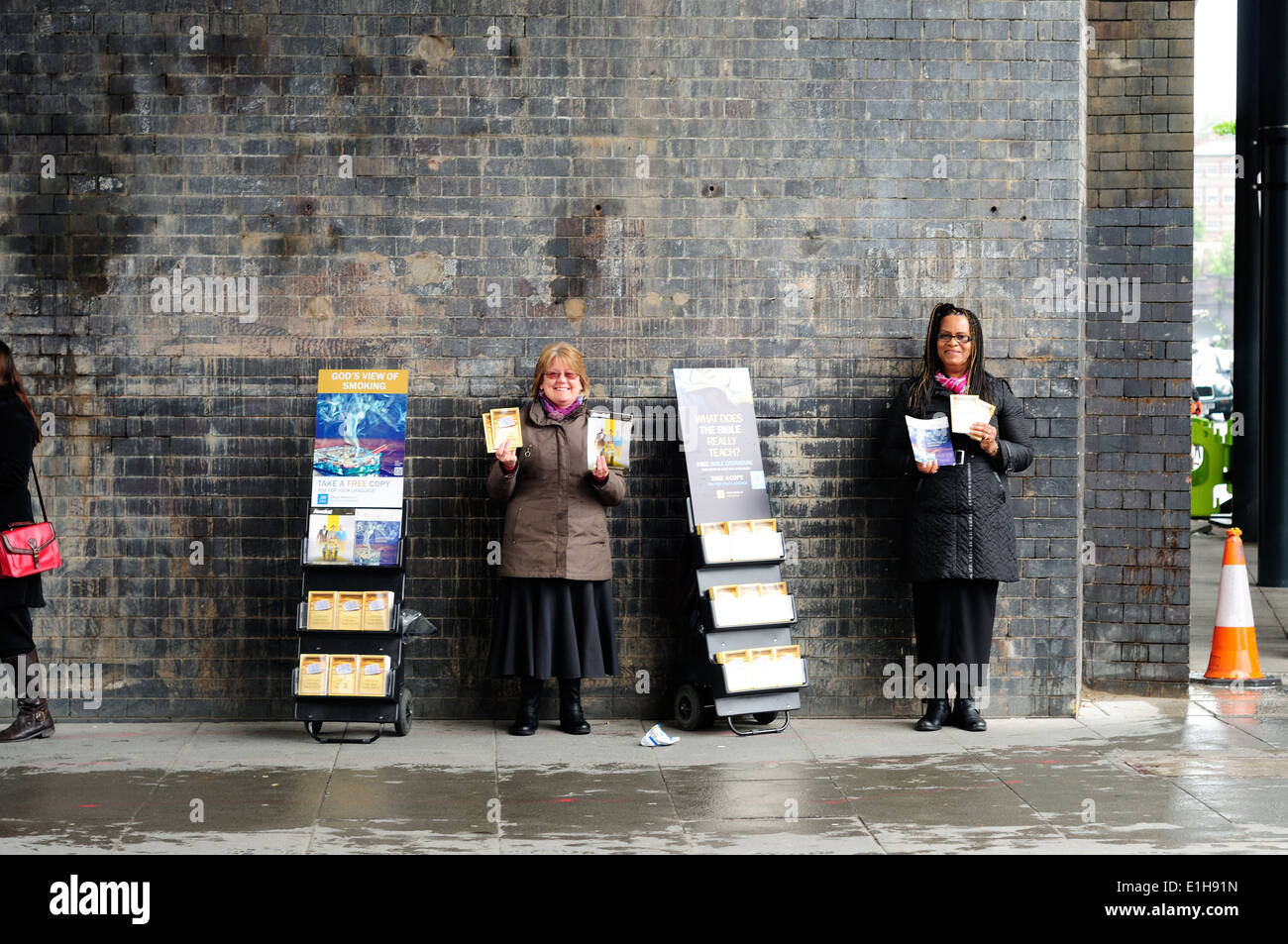 Street preacher uk hi-res stock photography and images - Alamy