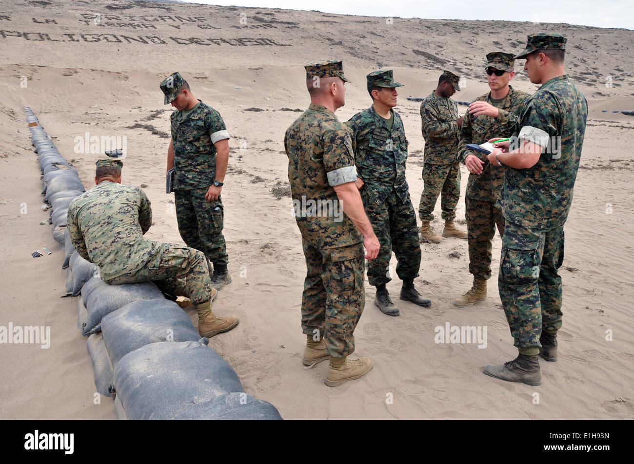 The u s navy high speed vessel hsv 2 swift hi-res stock photography and ...