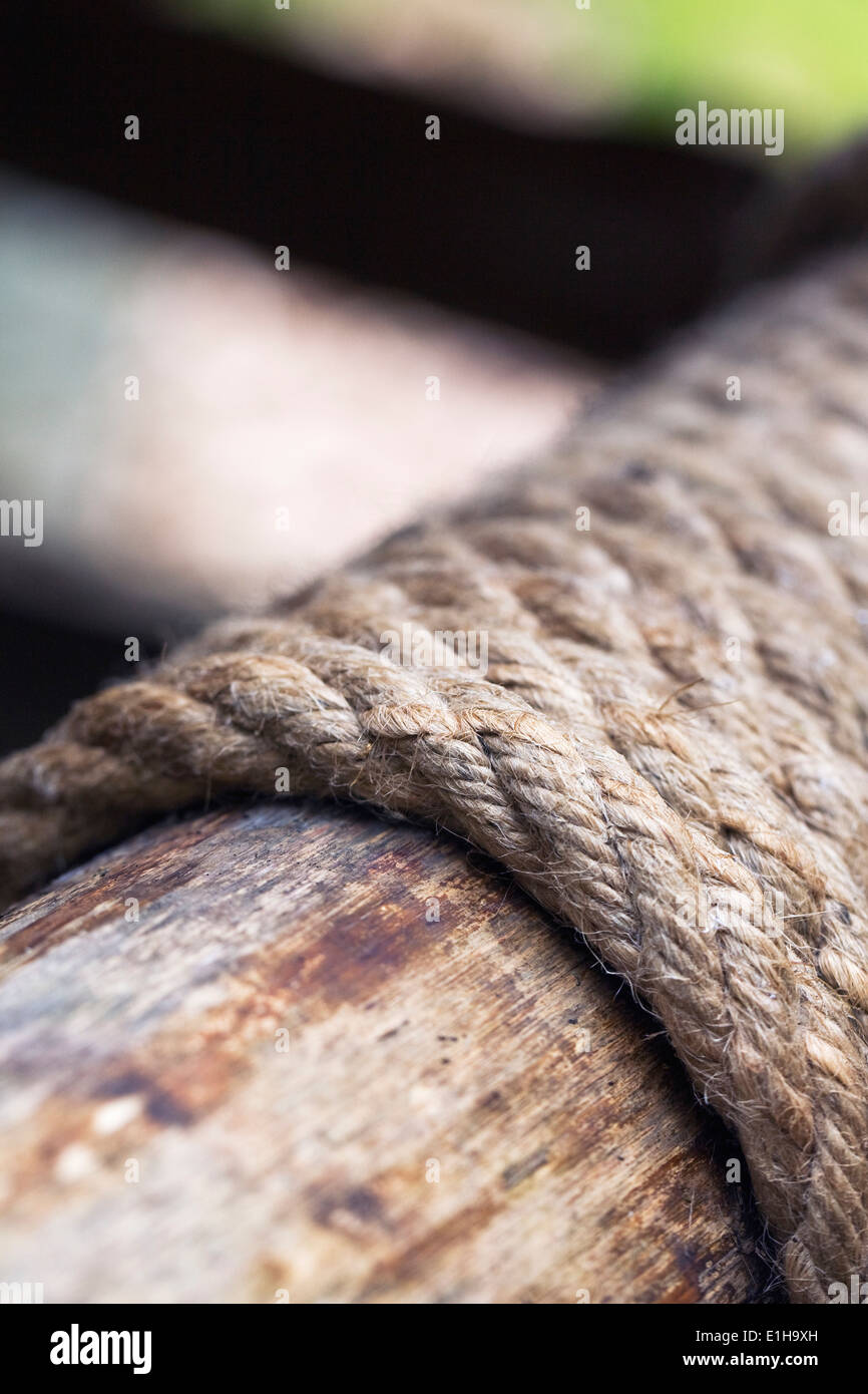 Rope detail on an old well structure Stock Photo - Alamy