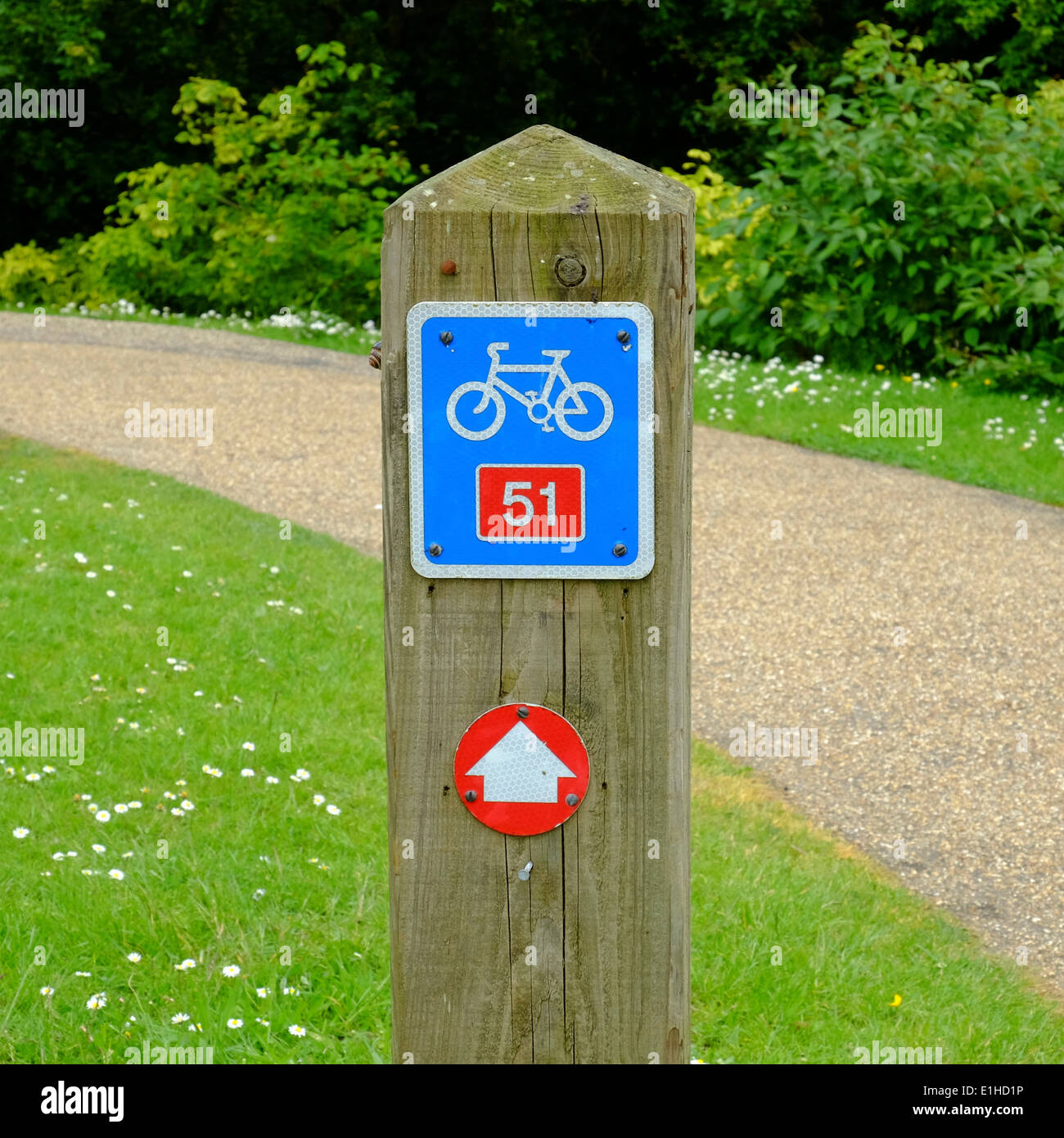 Route marker hi-res stock photography and images - Alamy