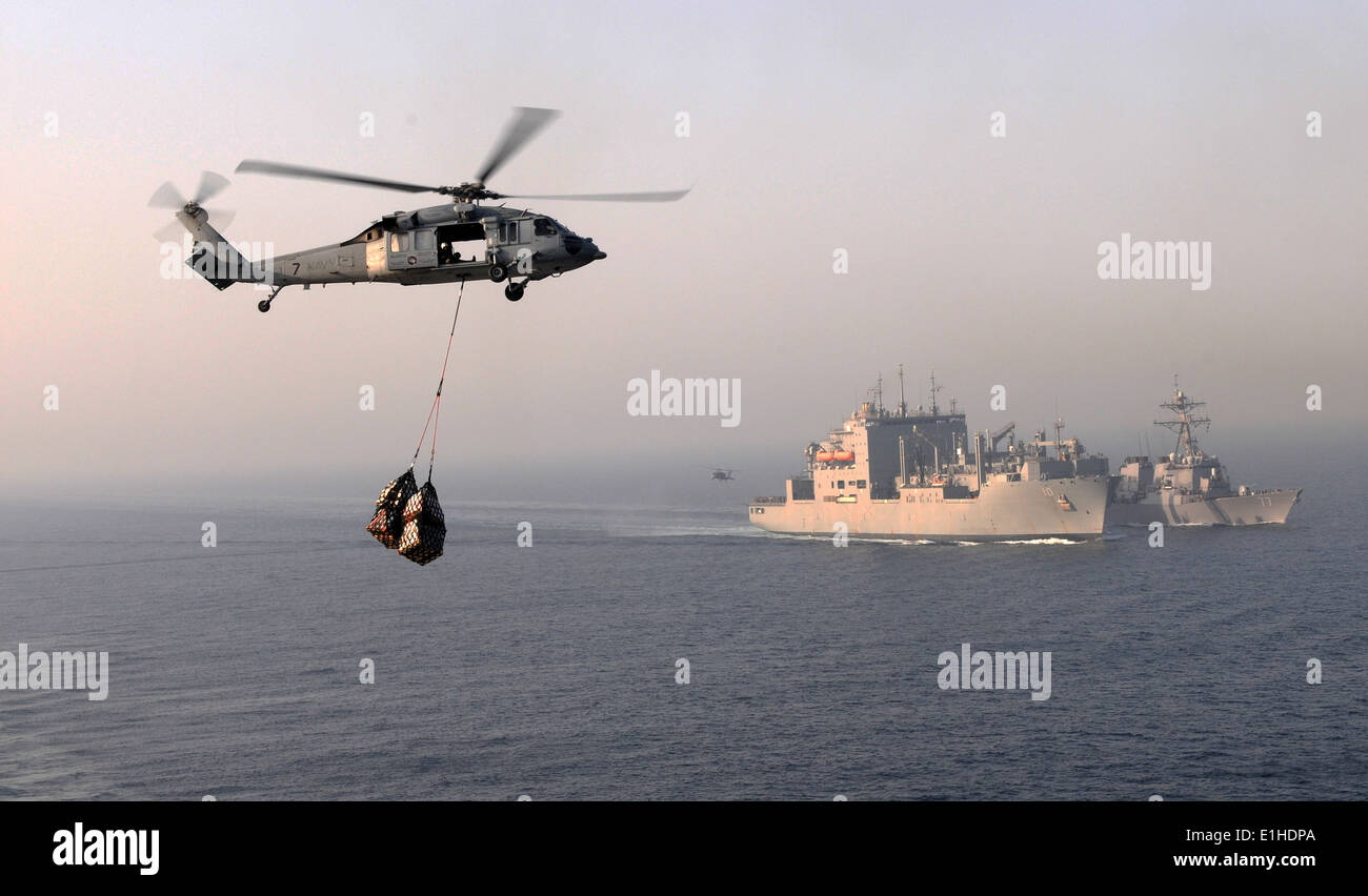 A U.S. Navy MH-60S Knighthawk helicopter assigned to Helicopter Sea ...