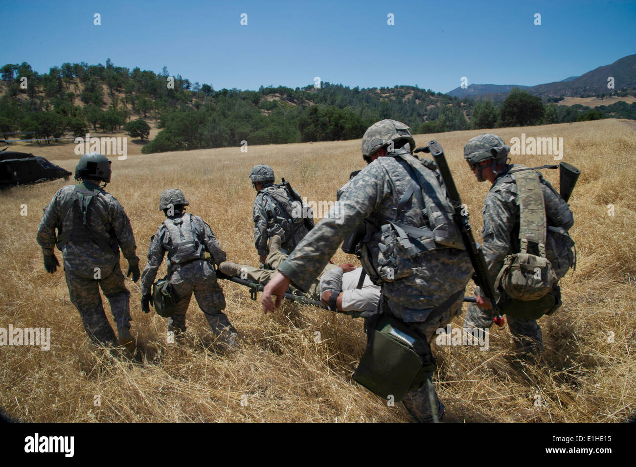 Medical evacuation helicopter army hi-res stock photography and images ...