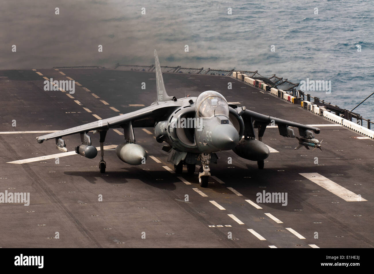 Us Marine Corps Av 8b Harrier High Resolution Stock Photography and ...