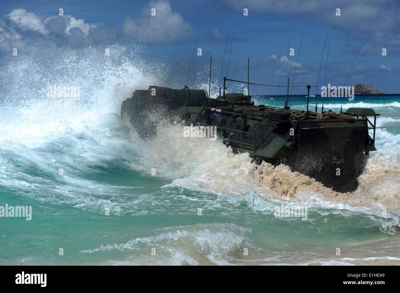 Assault amphibious vehicles hi-res stock photography and images - Alamy