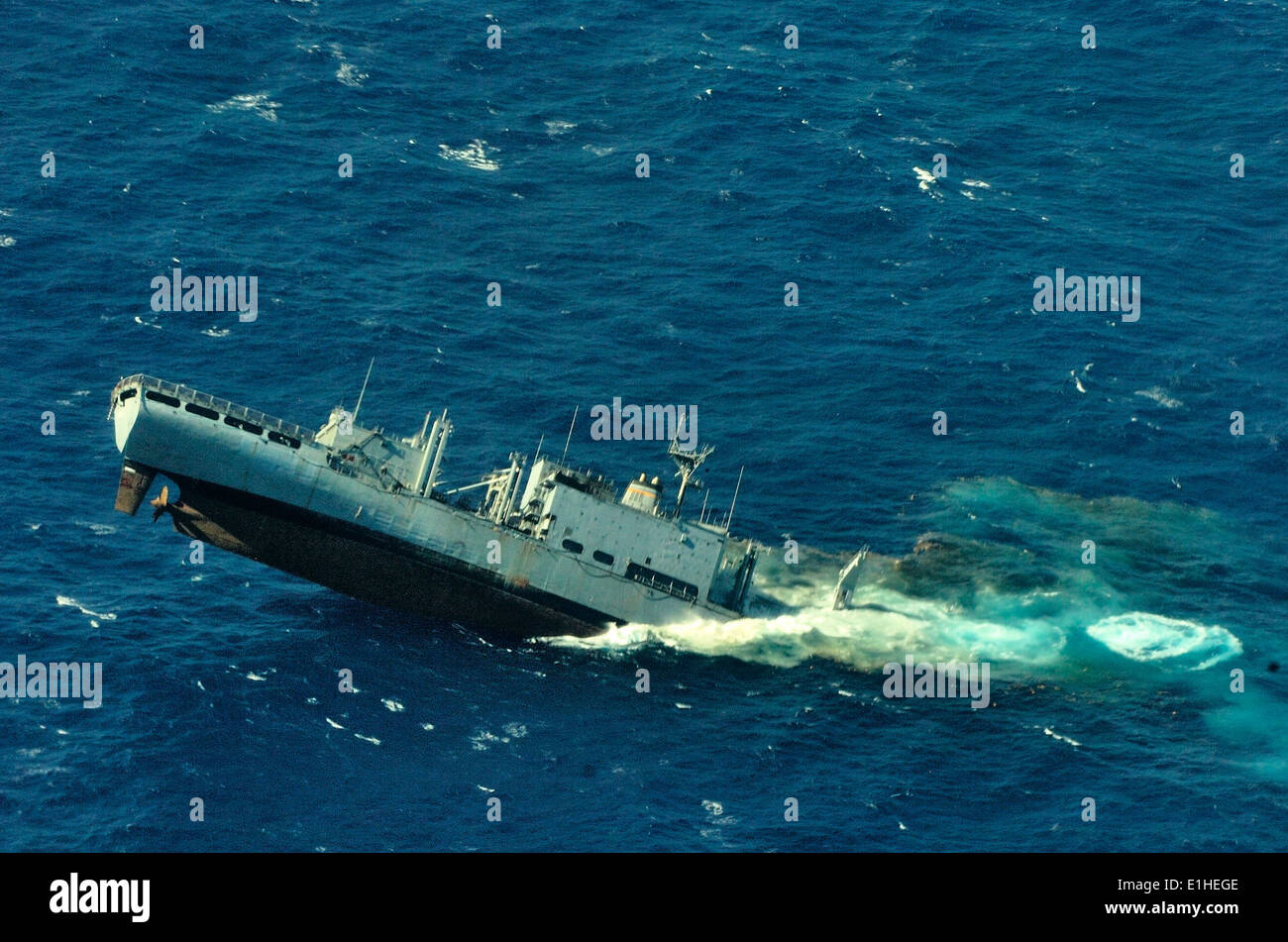 Usns concord t afs 5 hi-res stock photography and images - Alamy