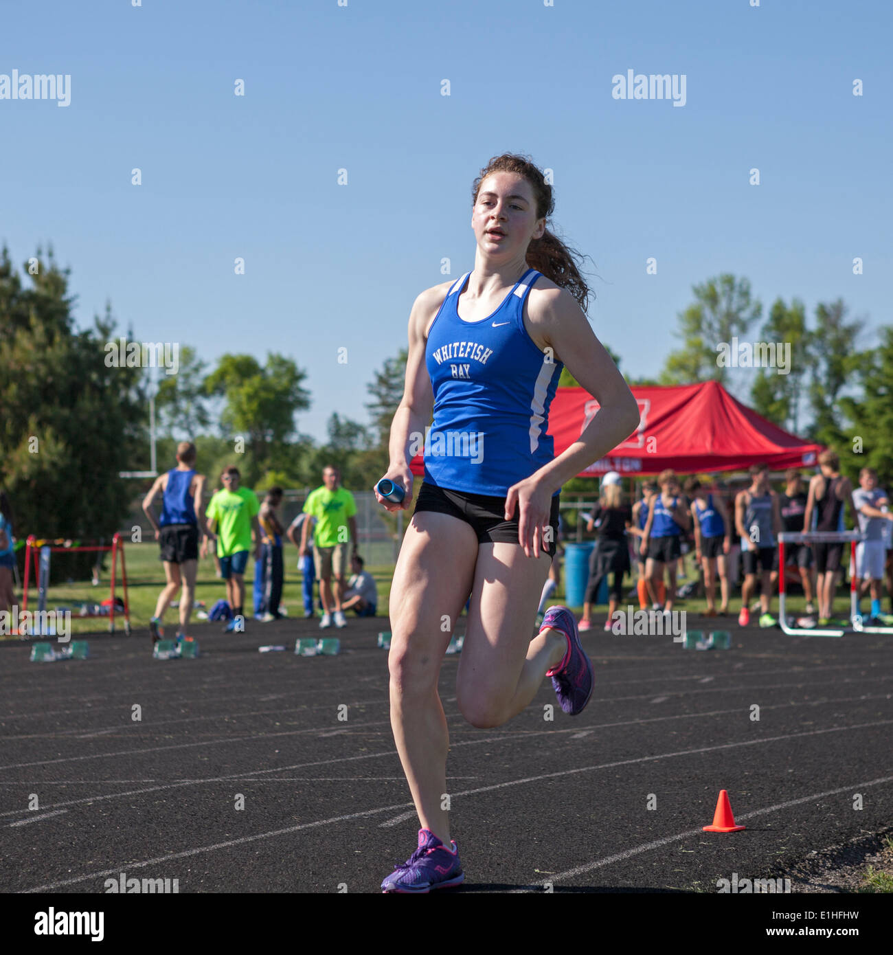 Female high school runners compete hi-res stock photography and images ...